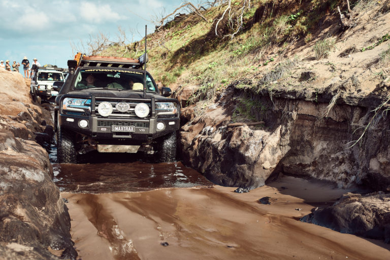 Exploring Fraser Island With The MAXTRAX Land Cruisers - IH8MUD.com ...
